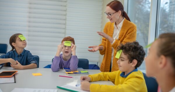 25+ Critical Thinking Games for Elementary Students - Asha Modern School